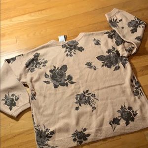 Chelsea & Theodore | Sweaters | Chelsea Theodore Blush Floral Oversized ...